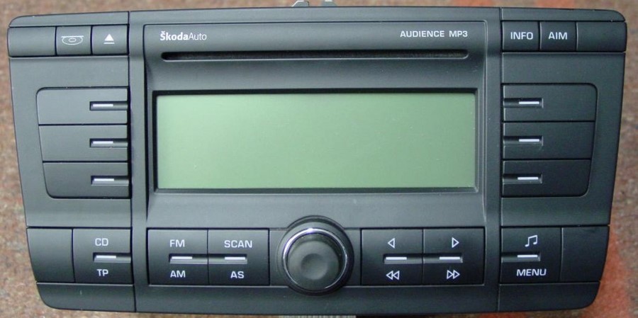 Autoradio 1-DIN Skoda Fabia & Roomster avec CD/USB/mp3/Bluetooth Skoda ...