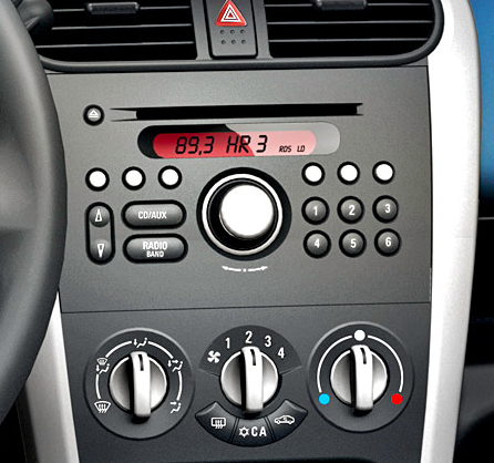 Autoradio Alpine tactile GPS CarPlay Opel Agila 2008-2015